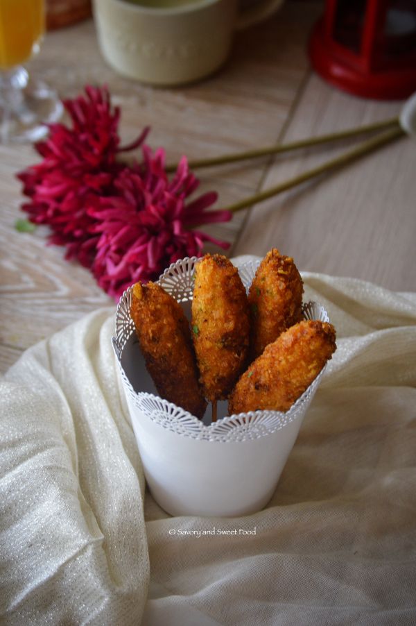 Fried Chicken Popsicles - Savory&SweetFood