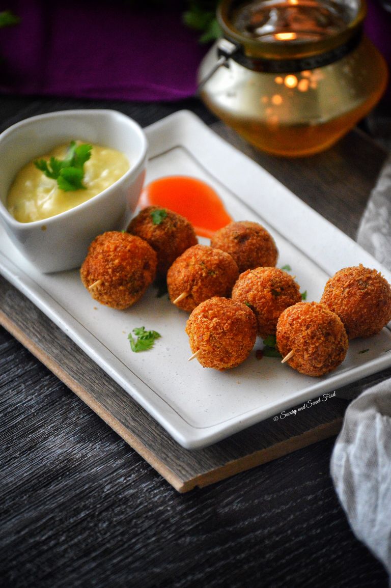 Chicken Poppers with Honey Mustard Dipping sauce - Savory&SweetFood