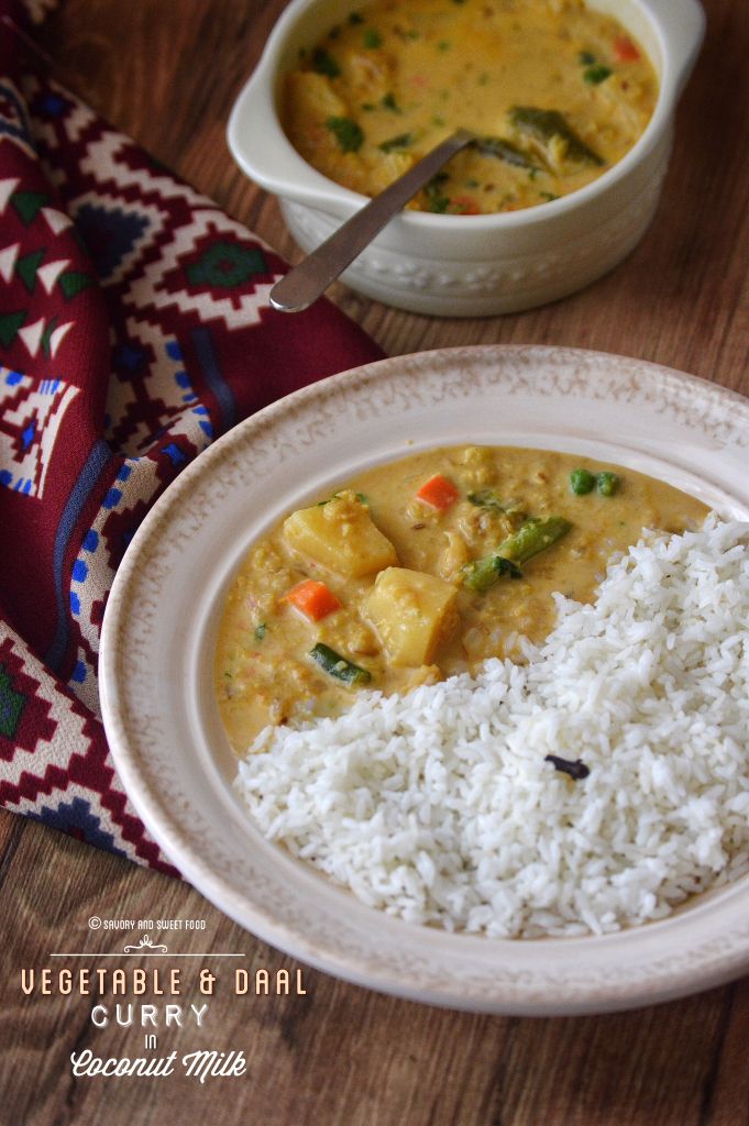 Vegetable & Daal Curry in Coconut Milk - Savory&SweetFood