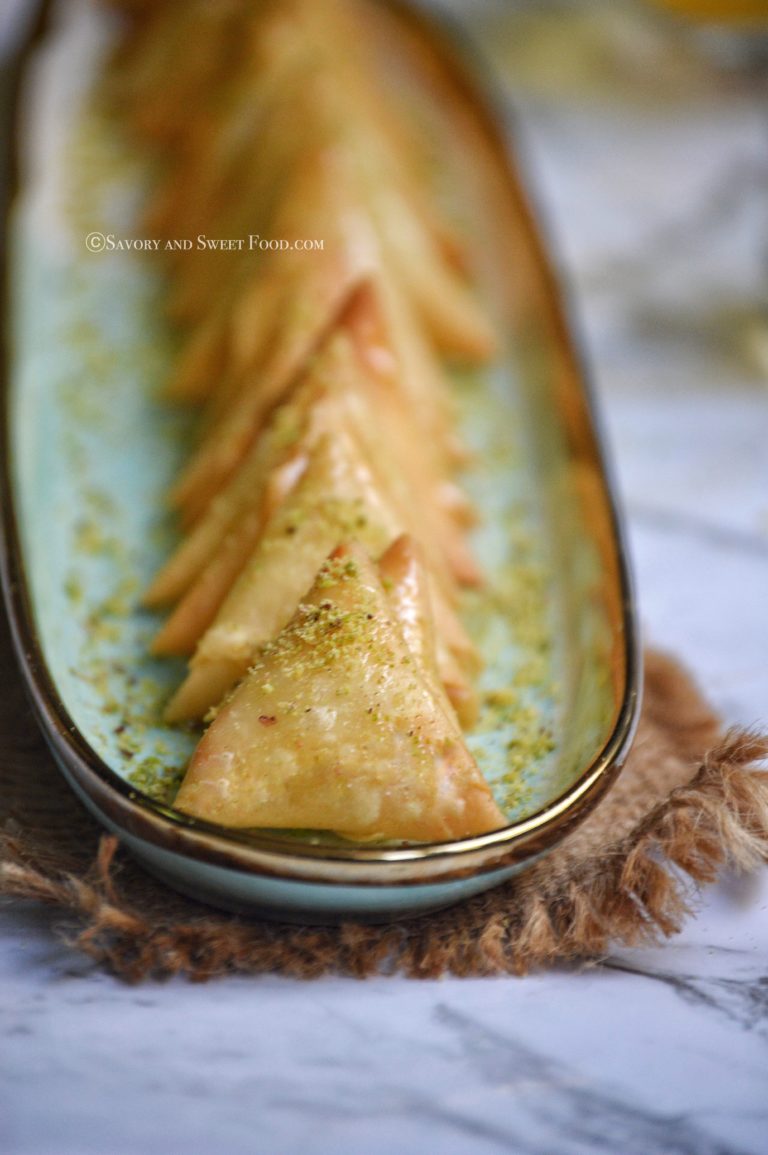 Mini Sweet Samosas/ Samboosak - Savory&SweetFood