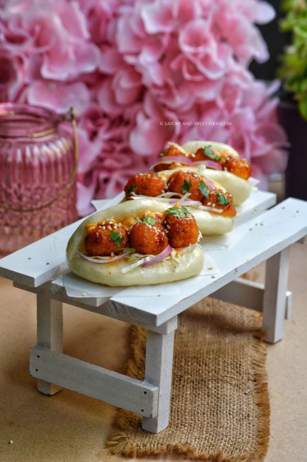 Korean Chicken Bao Bun - Savory&SweetFood