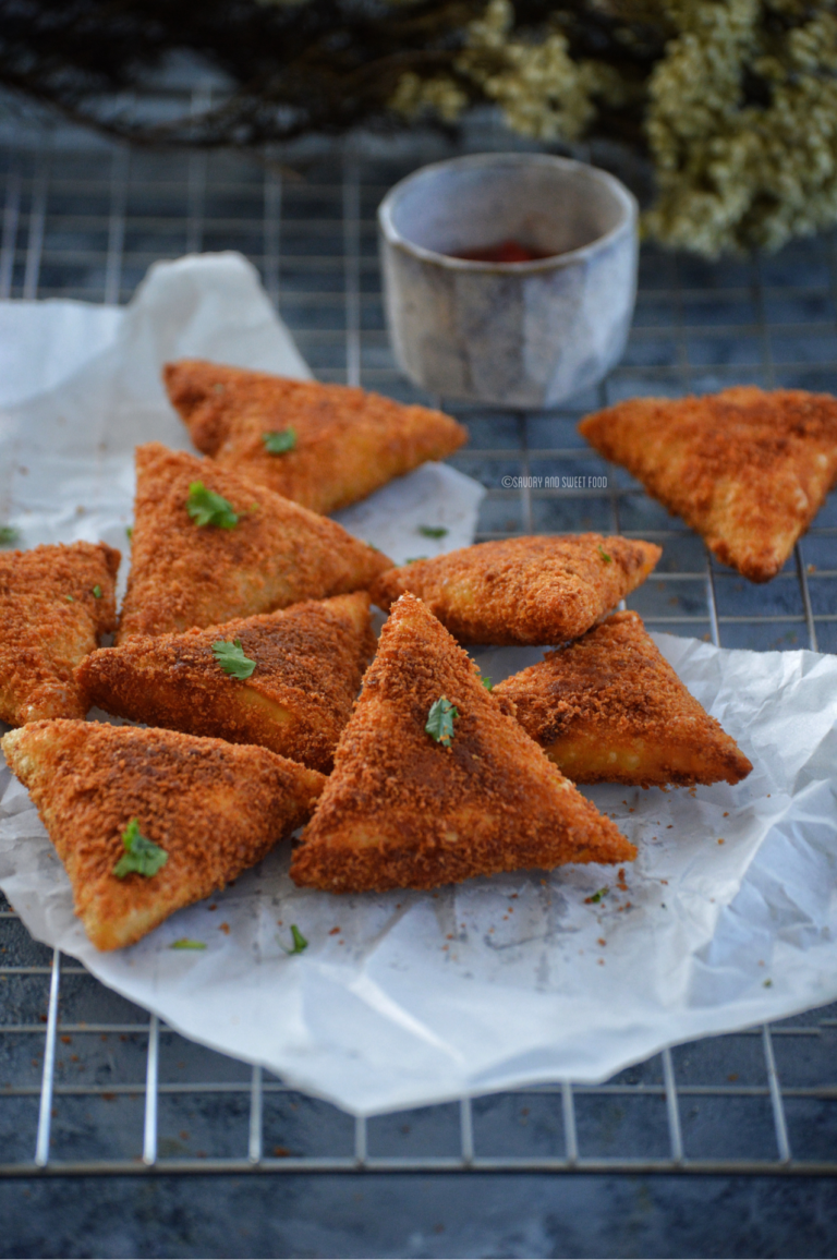 Breaded Chicken & Cheese Samosa - Savory&SweetFood