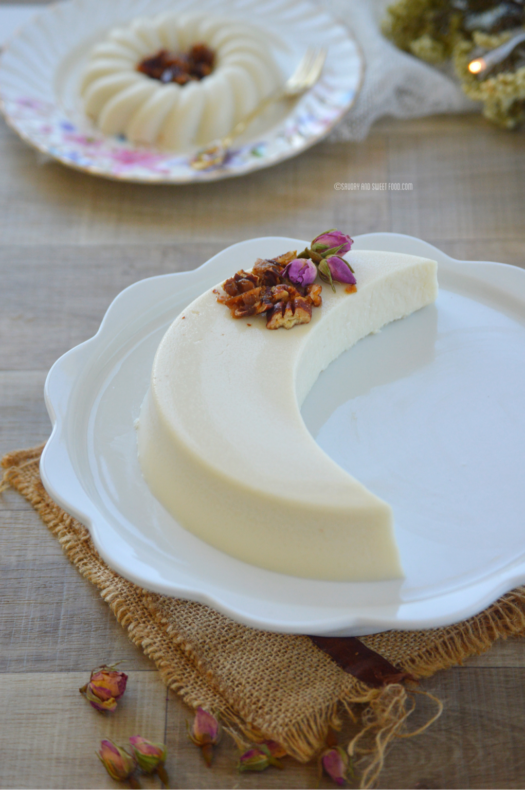 Cashew & Coconut Milk Agar Pudding - Savory&SweetFood
