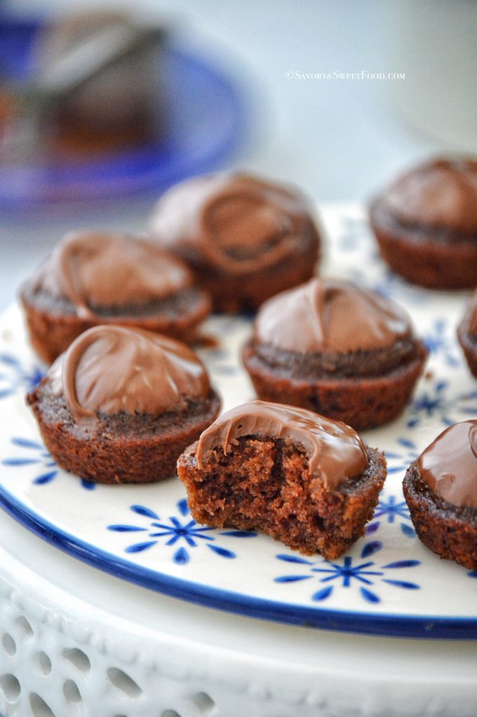Choco-Cake Bites - Savory&SweetFood